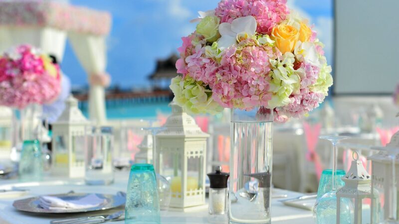 5 Ways to Host Your Wedding in Style | Steal The Style